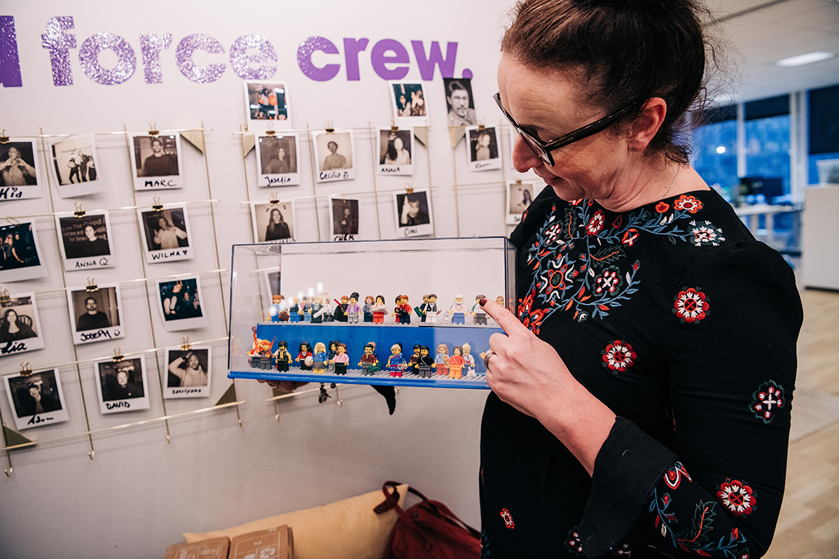 "Jag vill utmana konventionerna och engagera kunderna"